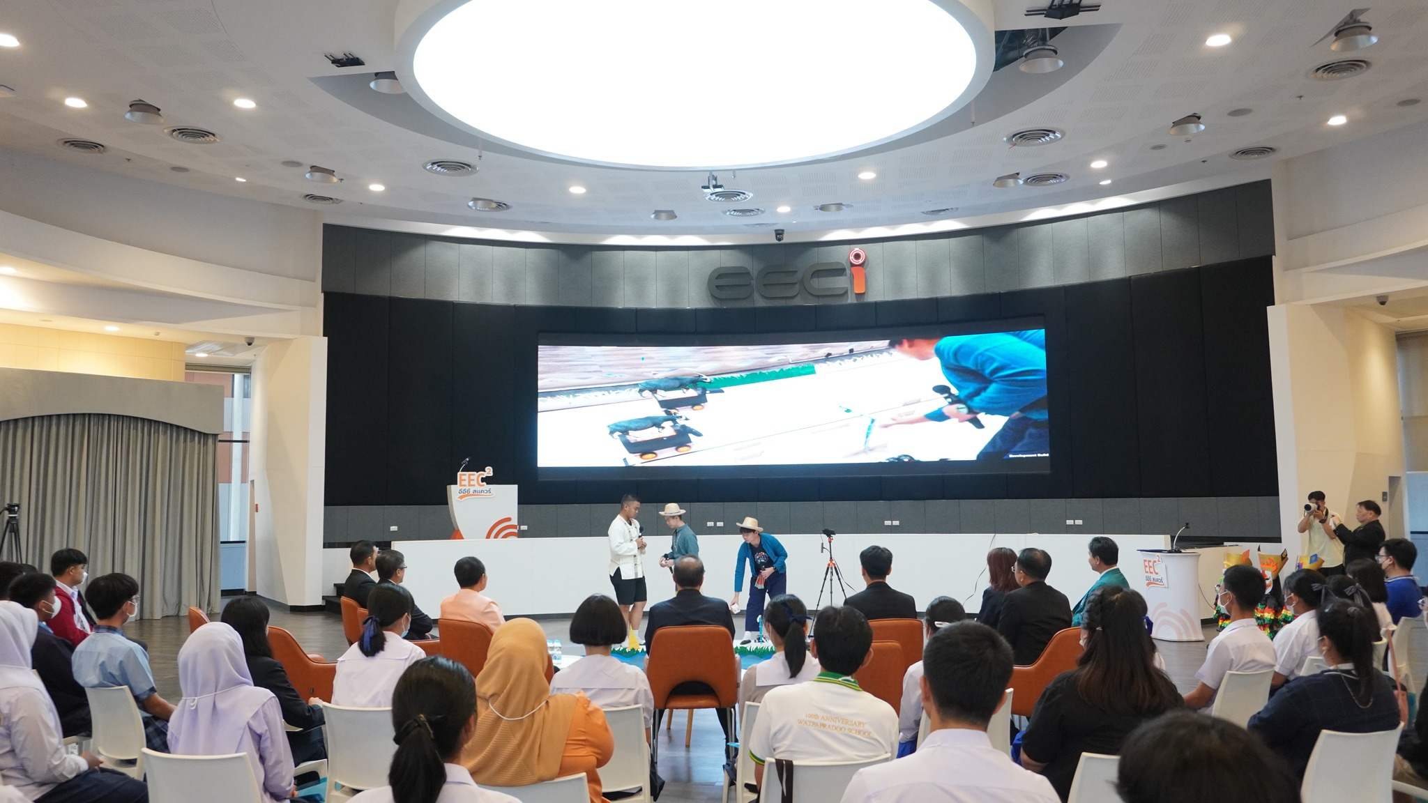 KidBright จัดทัพโชว์ผลงาน KidBright STEAM EEC 2023 ภายในงานค่ายเยาวชน อีอีซี สแควร์ (EEC2 ...